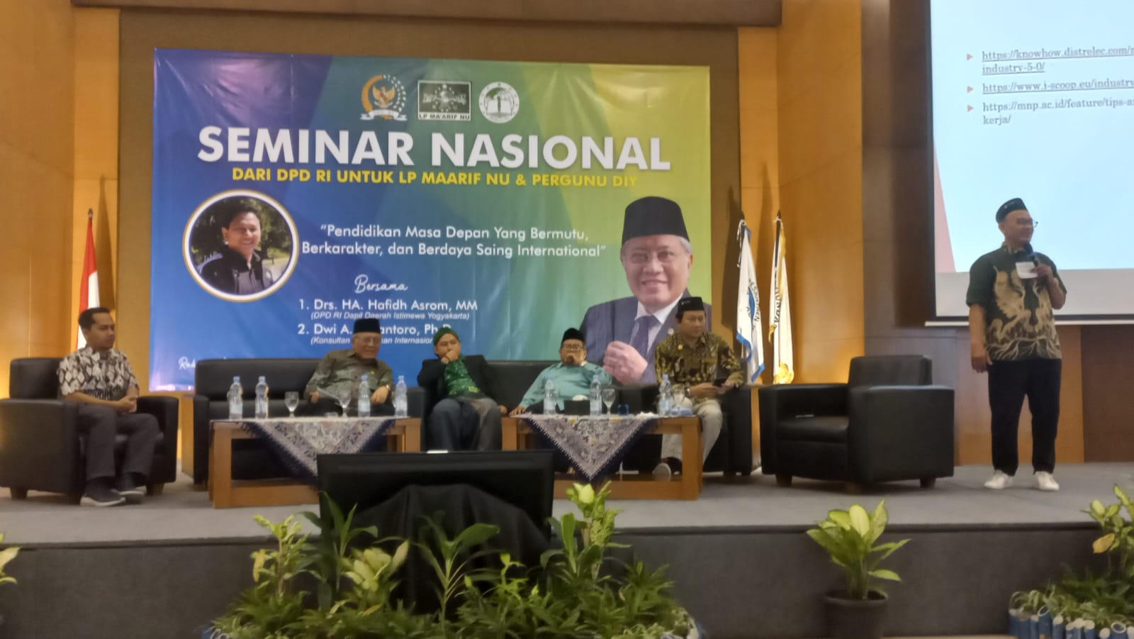 Meneropong Pendidikan Masa Depan yang Bermutu, Berkarakter dan Berdaya ...